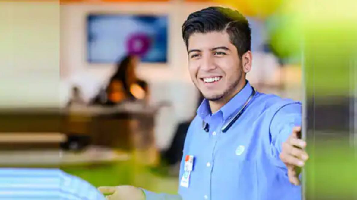 Teléfonos, internet y regalos tecnológicos festivos en AT&T | AT&T ...